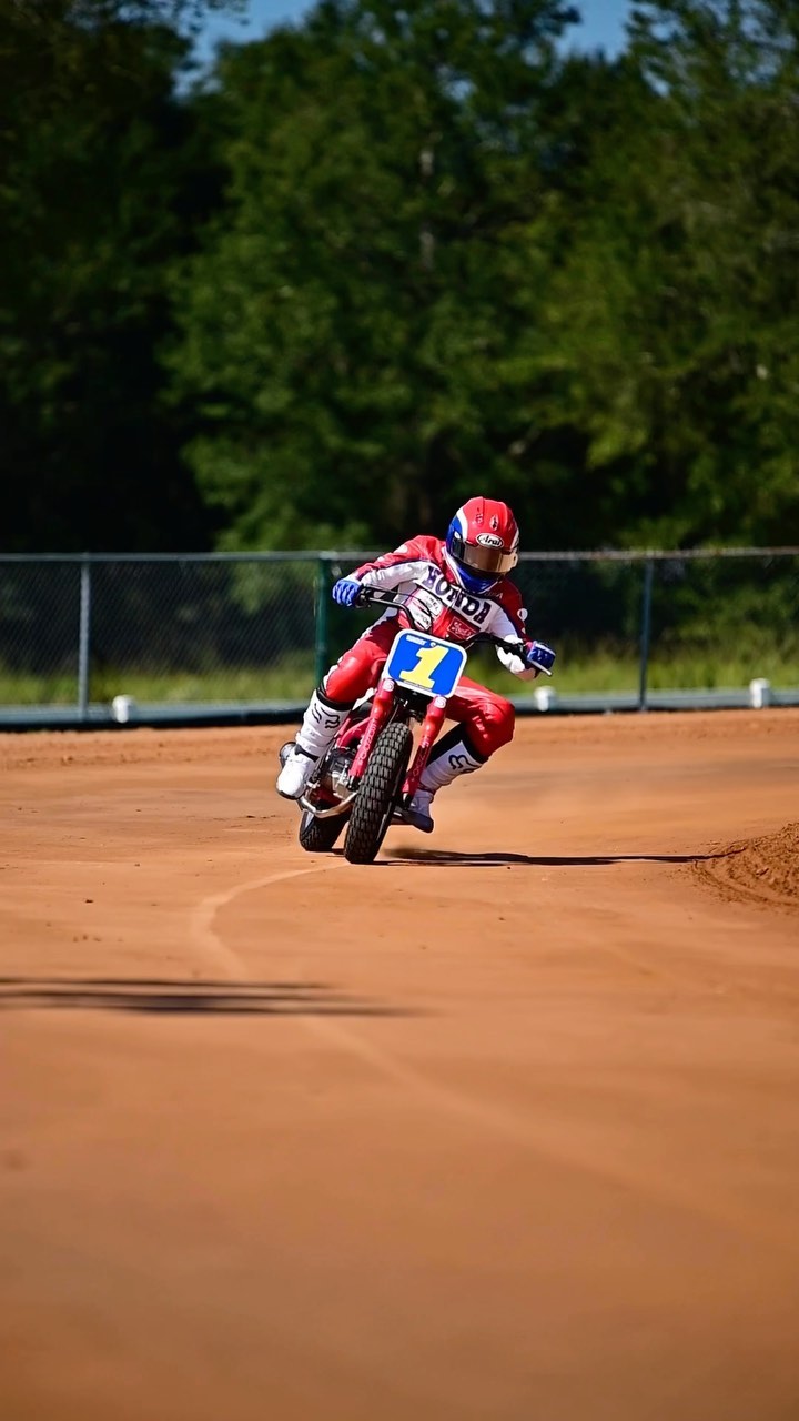 Sunday Motors – Flat Track motorcycles