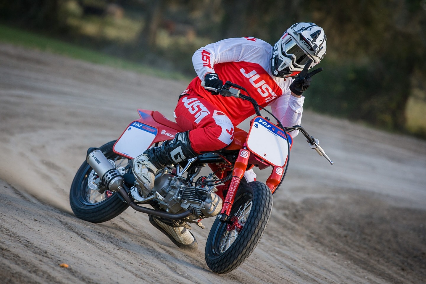 US DEALERS – Sunday Motors